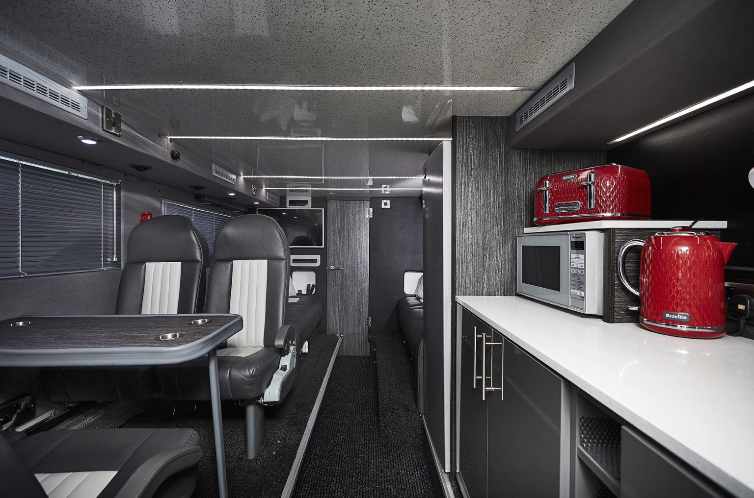 Double Decker Sleeper Bus - Band Tour Bus UK & Europe Sleeper Coach