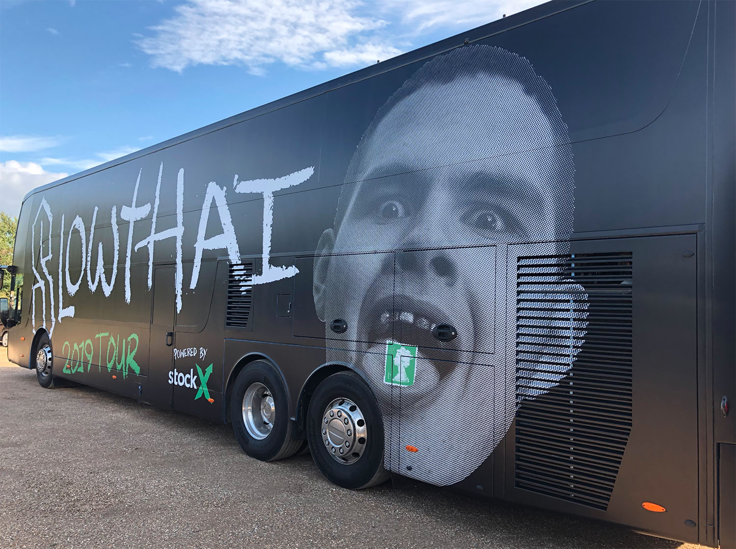 Sleeper bus wraps - MM Band Services - Band Tour Bus Hire