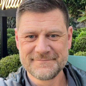 Meet the team - About Us - Band Tour Bus UK & Europe